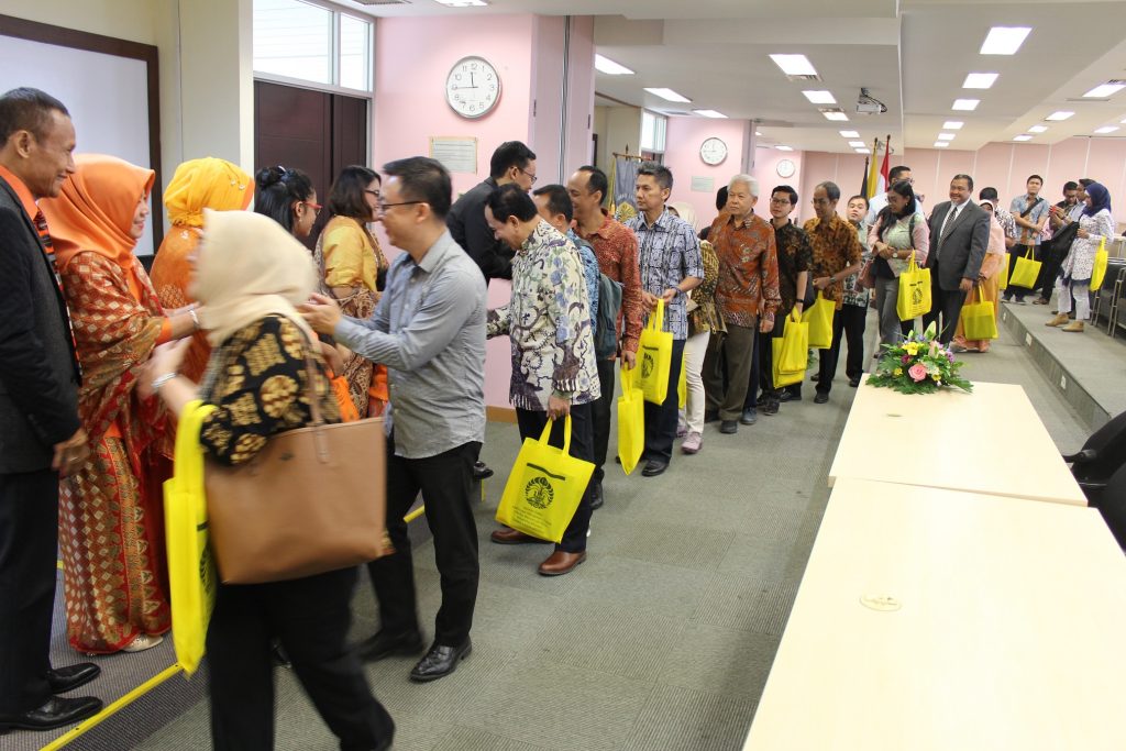 Dr. Dimas Angga Negoro Bangun Model Organisasi untuk Perusahaan ...