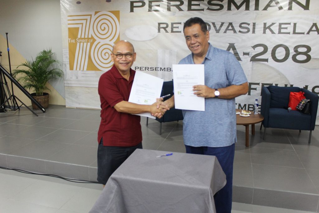 Persembahan Renovasi Ruang Kelas A.208, Legacy Alumni FEUI 78 Untuk FEB ...