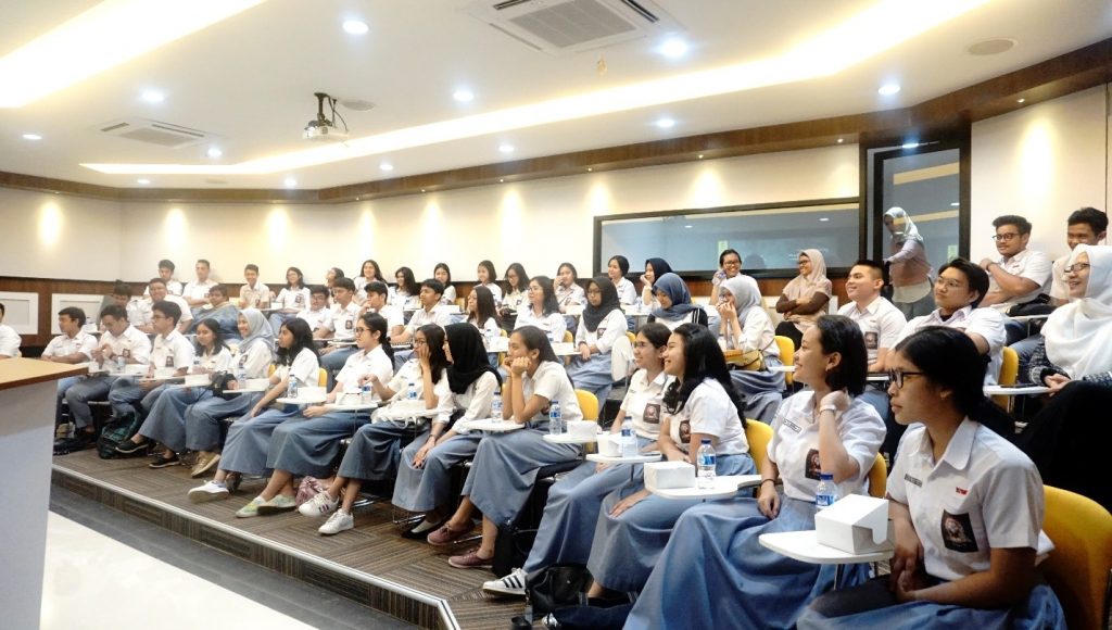 Departemen Manajemen FEB UI Menerima Kunjungan SMA Labschool Kebayoran ...