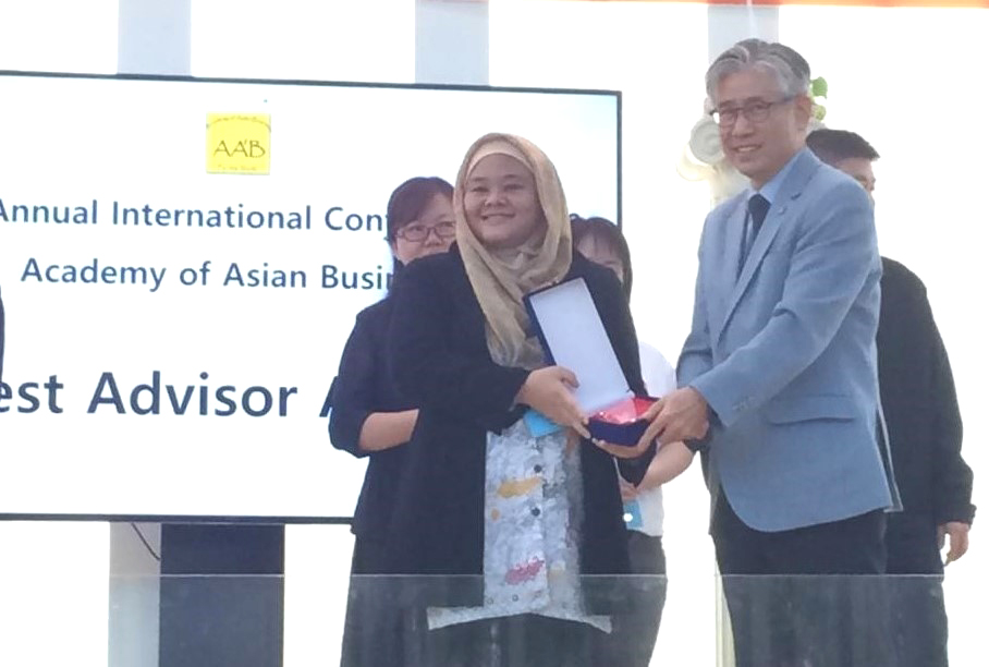 Dosen dan Tim Mahasiswa Departemen Manajemen FEB UI Peroleh Penghargaan ...