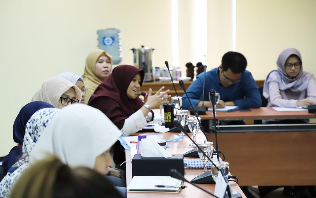 Aris Ananta Kaji Kecukupan Dana Pensiun Bagi Lanjut Usia – Fakultas ...