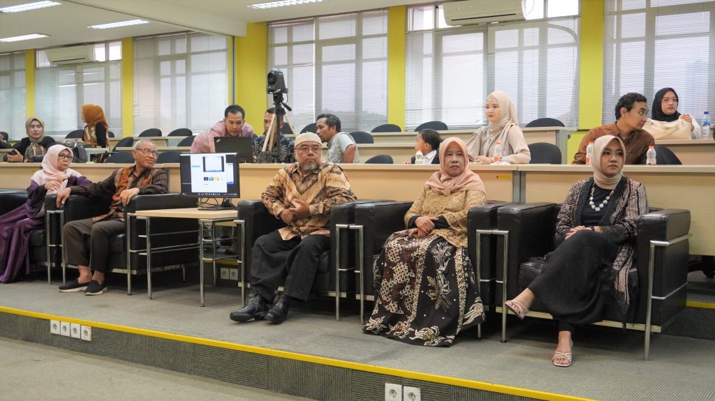 Promosi Doktor PPIA FEB UI, Asri Setiarini Teliti Analisis Determinan ...