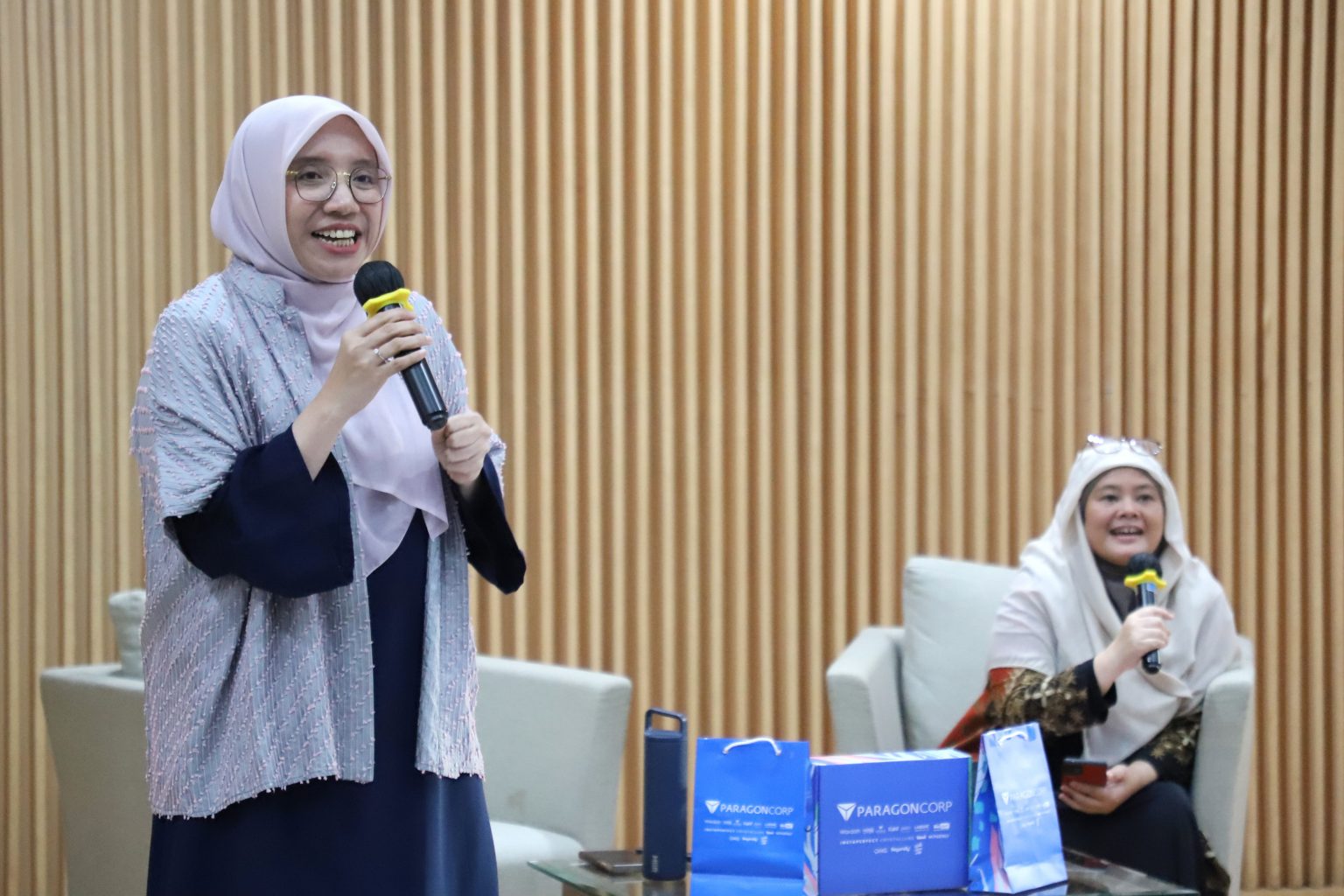 Kuliah Tamu FEB UI bersama ParagonCorp: ‘Leading Without A Title ...